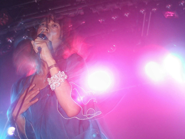 Blonde Redhead + Flux - Vera