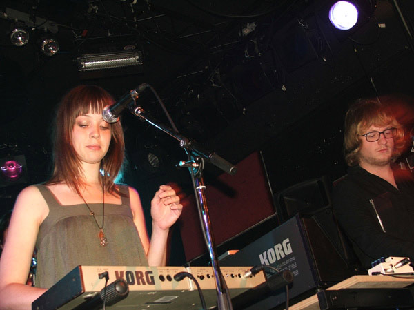 Blonde Redhead + Flux - Vera